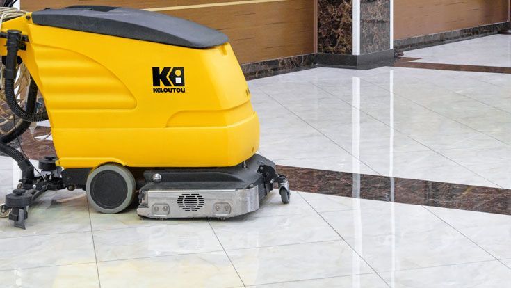 Comment choisir une auto-laveuse pour le sol - Kiloutou