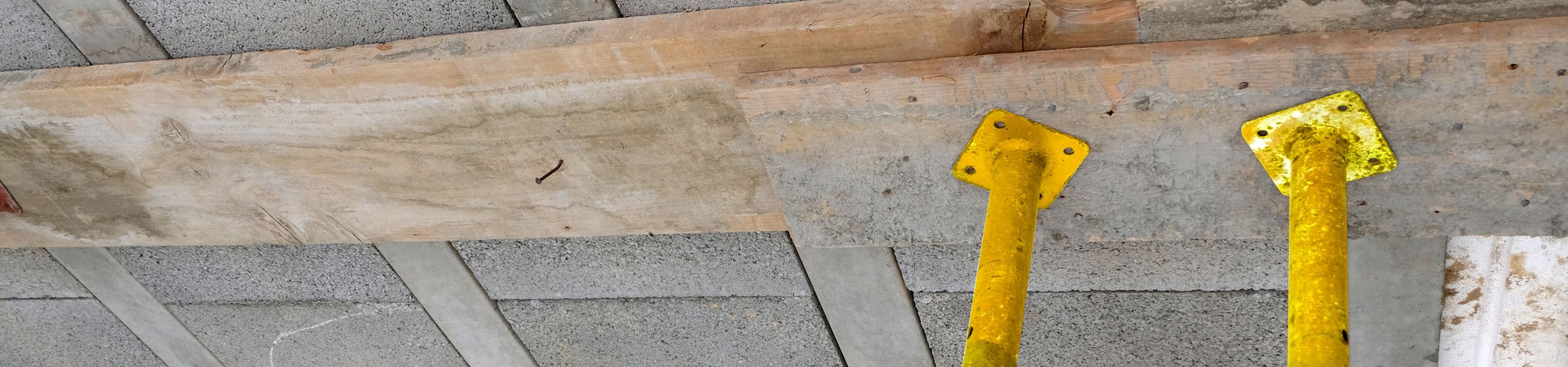 Location d'étai, dès 1€/jour - Kiloutou